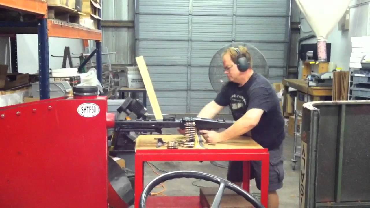 Mg42 test firing - YouTube