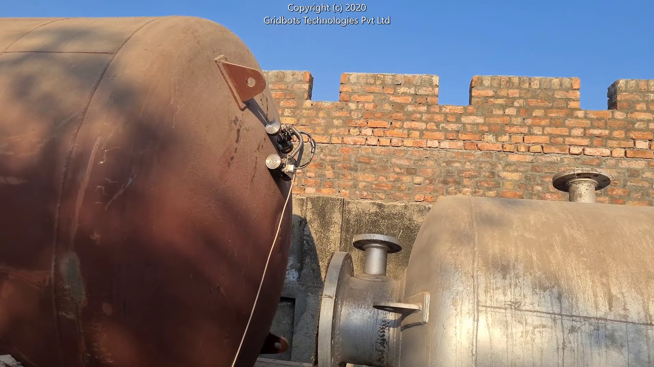 Gridbots Gecko - Crawler Robot Inspecting a Cylindrical Tank - YouTube