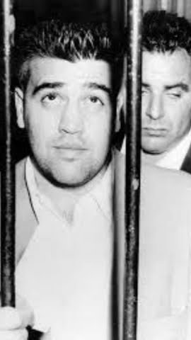 WHY VINCENT GIGANTE - LEADER OF THE GENOVESE CRIME FAMILY WAS FEARED ...