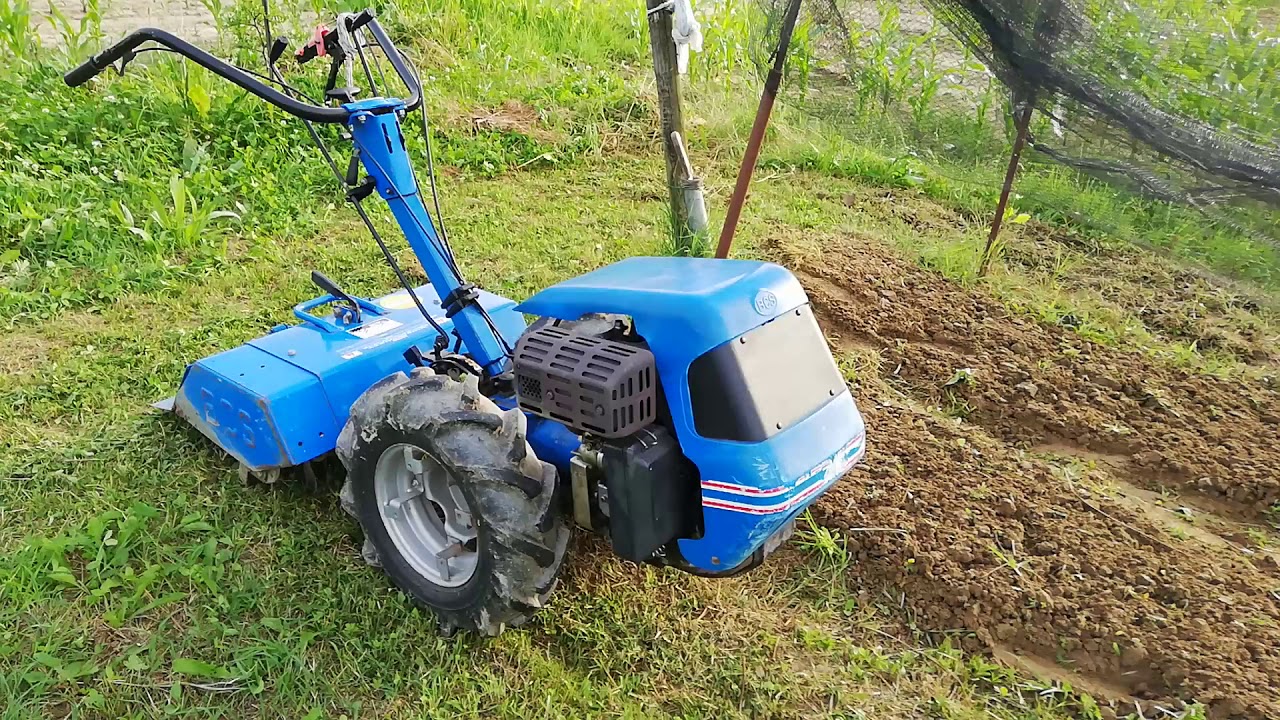MOTOCOLTIVATORE BCS 725 fresatura orto - YouTube