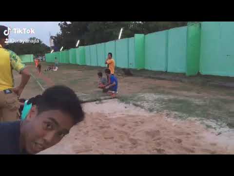 Atlet Lompat Jauh