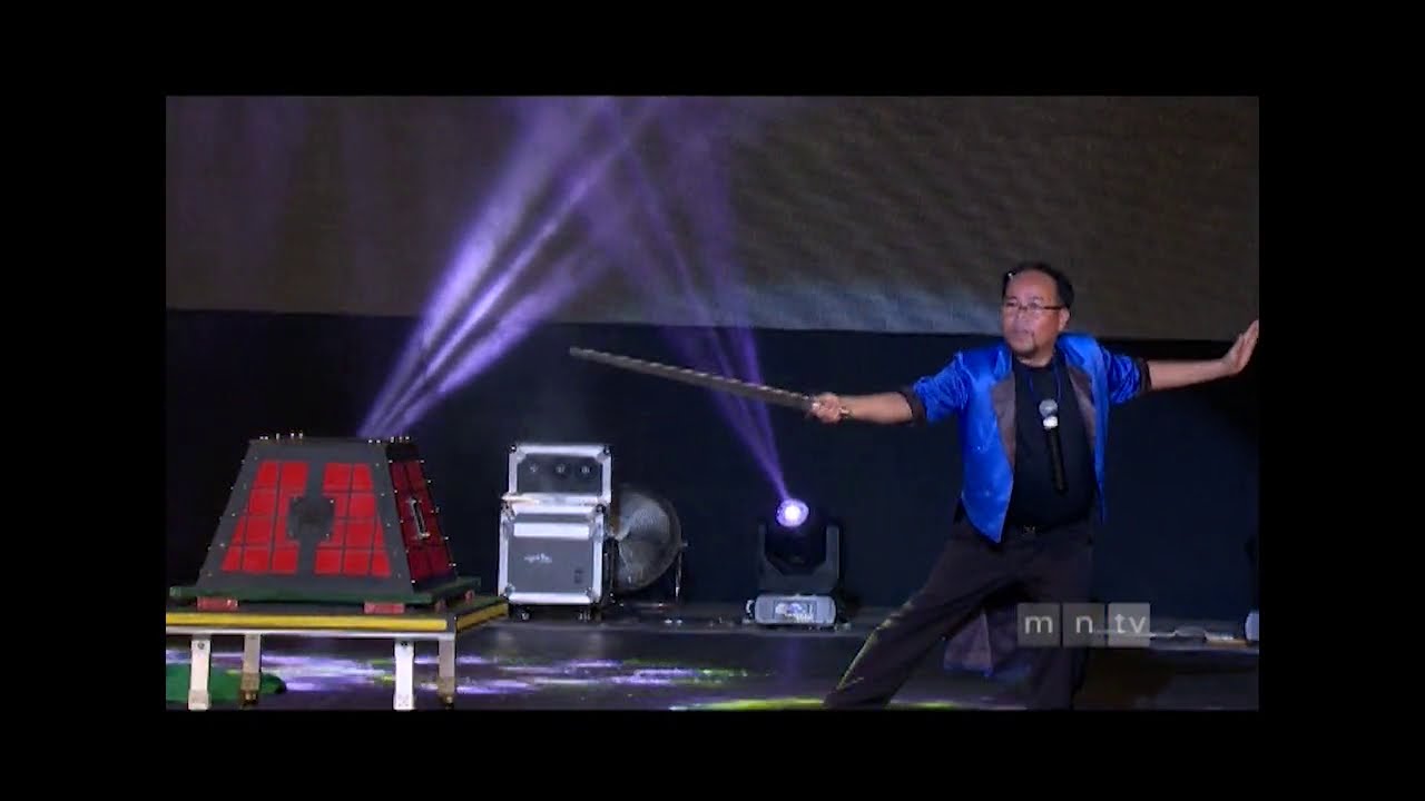 sword box illusion by mr top - YouTube