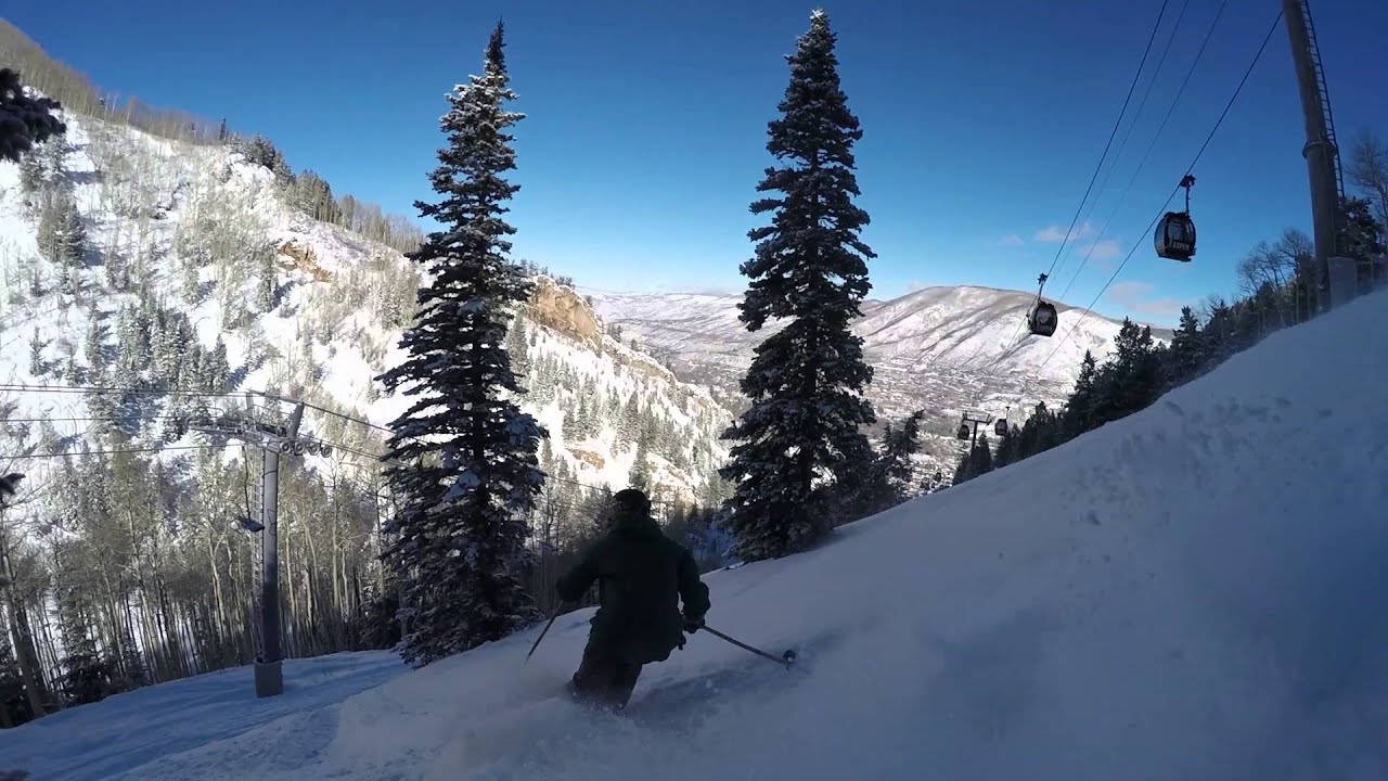 Beautiful Bluebird Pow Day on Aspen Mountain - YouTube