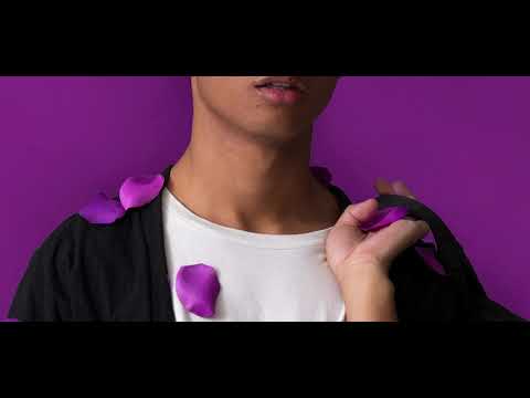 CHRISTIAN LAYŌNE - KICK IT (feat. RAVEN AGUSTIN) [AUDIO]