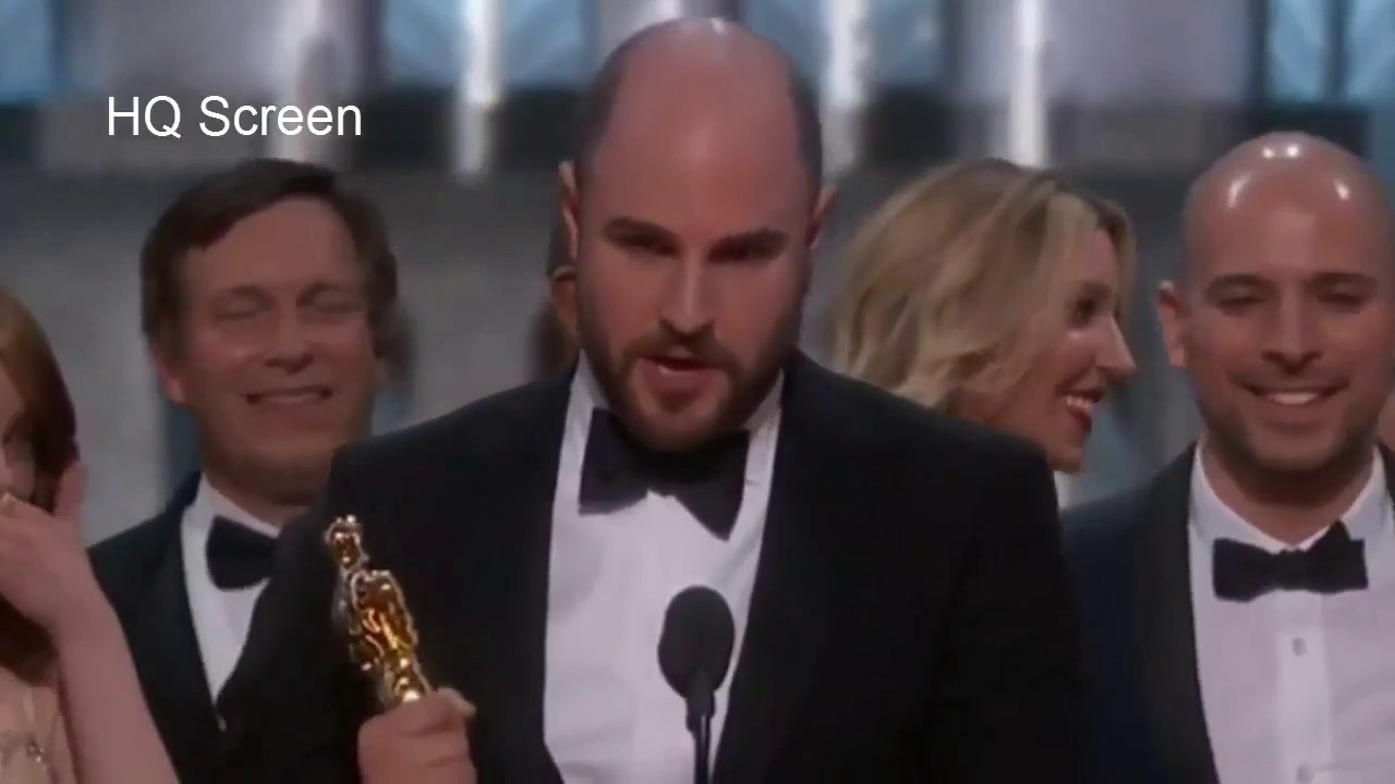 Moonlight win Oscar for Best movie 2017 After Mistake announcment La La ...