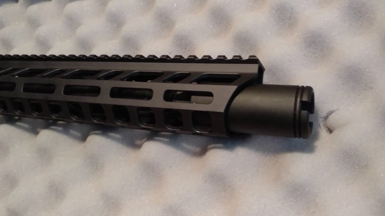 PSA 10.5" AR PISTOL UPPER + 12" MLOK RAIL Up close in 4K - YouTube