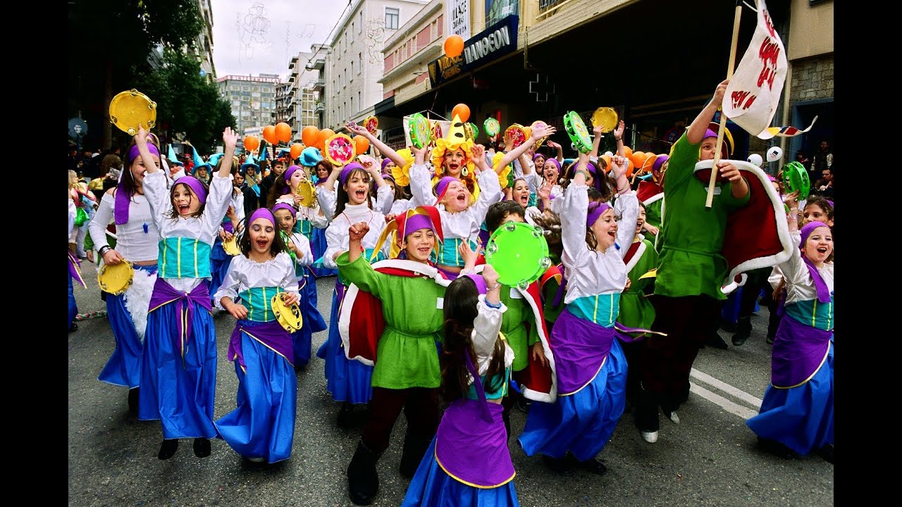 Patras Carnival ΚΑΡΝΑΒΑΛΙ ΤΩΝ ΜΙΚΡΩΝ 6 3 2016 - YouTube