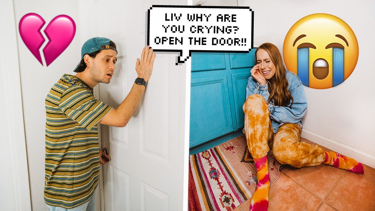 CRYING WITH THE DOOR LOCKED! *PRANK* - YouTube