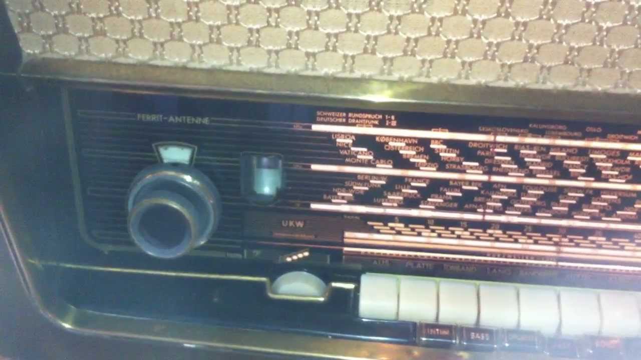 telefunken opus 7 valve radio - YouTube