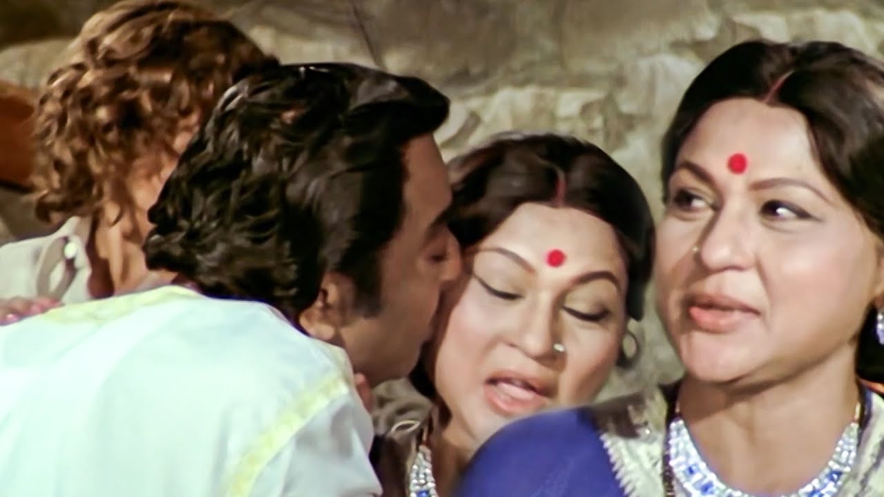 Best Scene | अरे हां... तुझे तो सबसे पहले चूमना चाहिए था | Katilon Ke ...