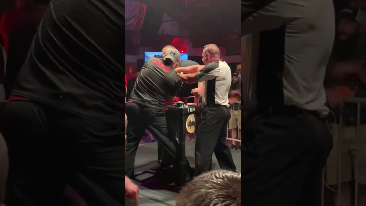 Paul Passmore vs Corey West - YouTube