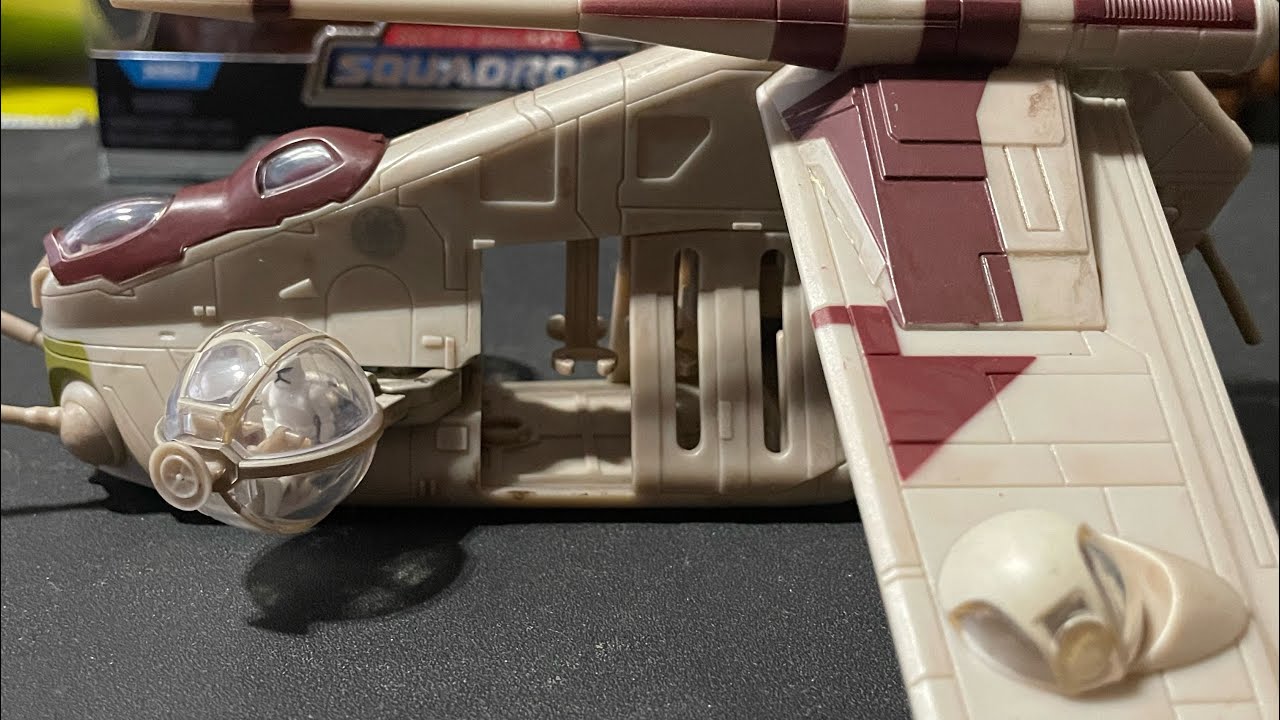 Micro Galaxy Squadron: Republic Gunship Review - YouTube