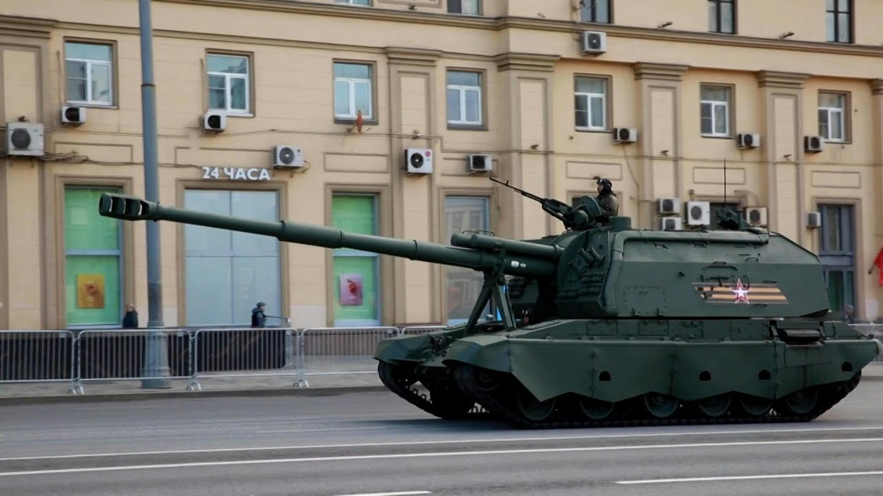 Military vehicles head towards Red Square in Moscow ahead of WW2 parade ...