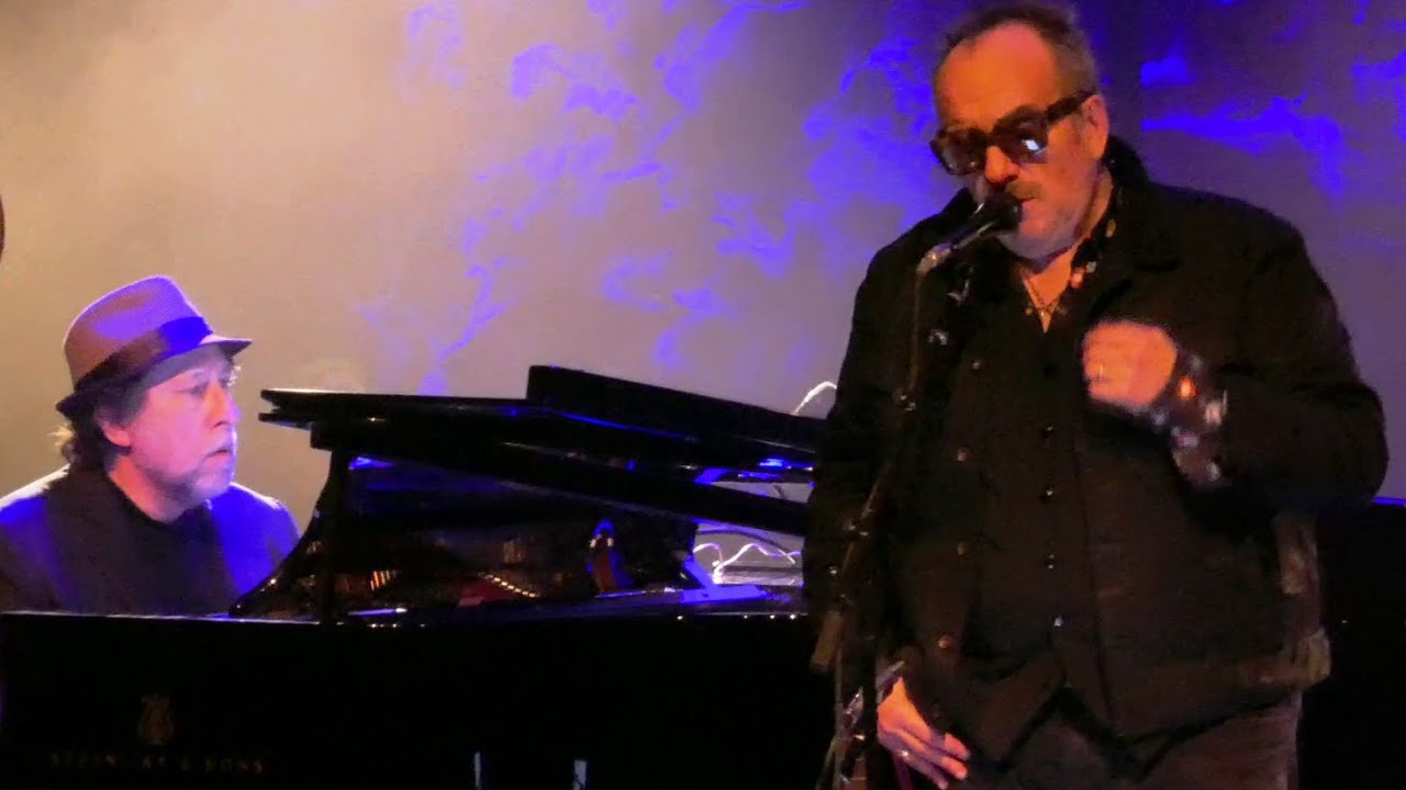 Elvis Costello & Steve Nieve - You Can Have Her / My Thief - YouTube