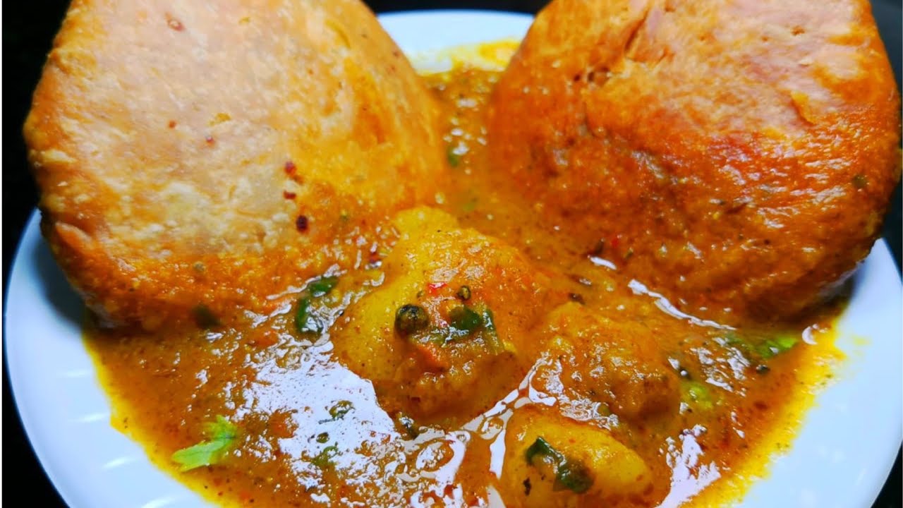 Khasta Kachori With Aloo Sabzi