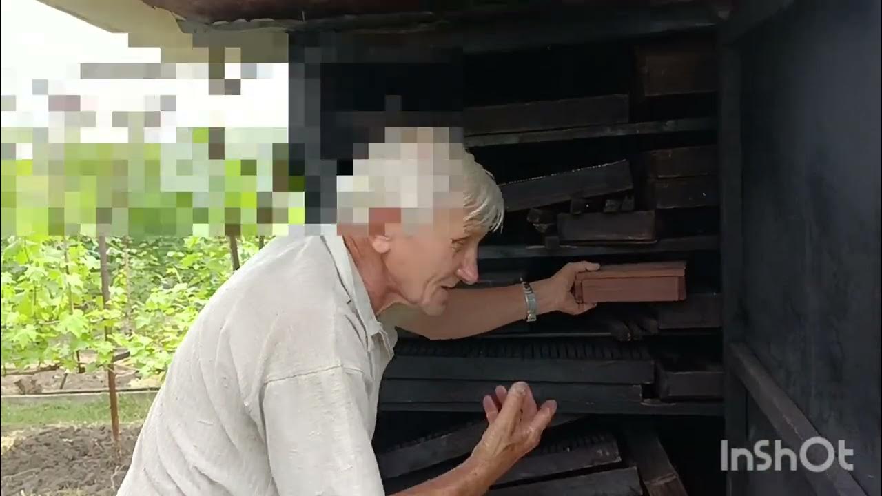 Самодельная сушилка для винограда на изюм и так же яблок, груш и т.д ...