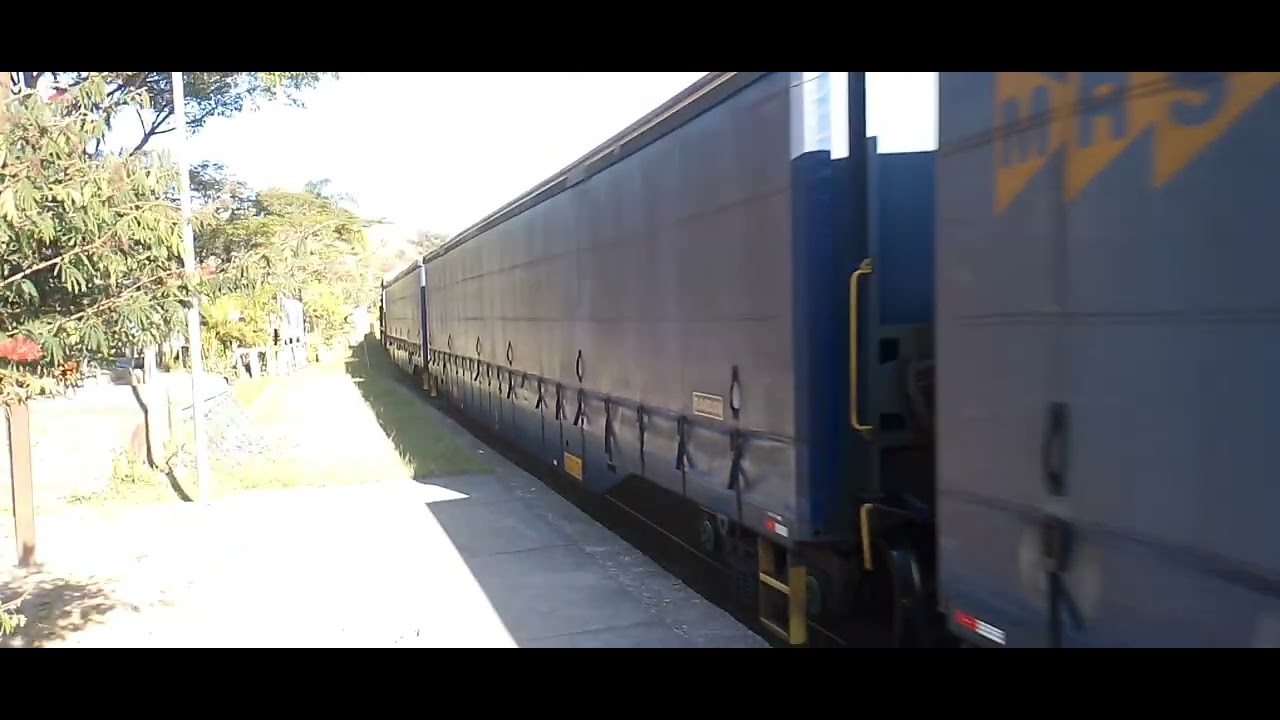EFCB Trem MRS passando pela Estação de Sabaúna em Mogi das Cruzes-SP ...