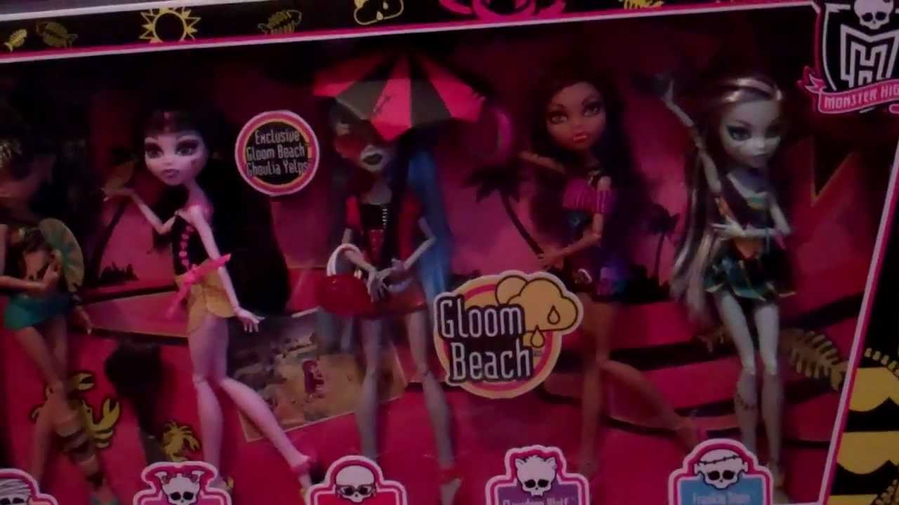 Monster High Gloom Beach 5 pack doll review (part 1) - YouTube