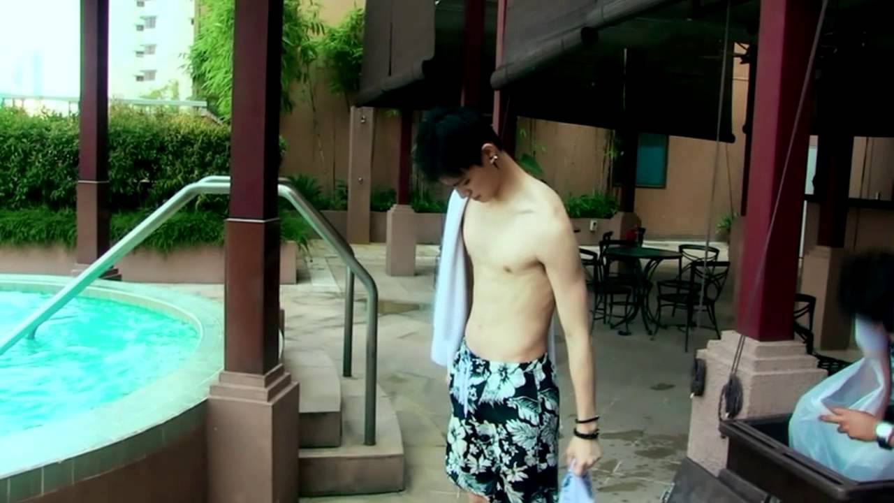 Jackson calling 'Mark' ?? + Shirtless!ImJaebum - YouTube