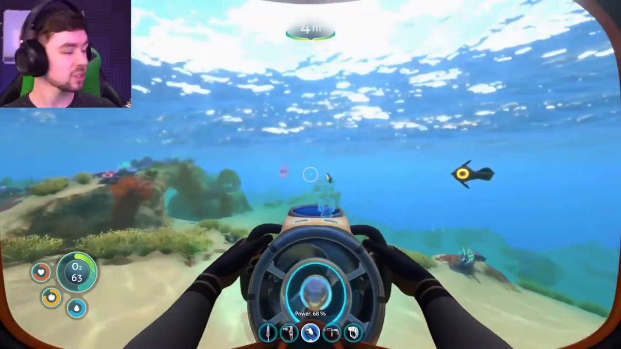 Funny Crashfish Montage! | Subnautica - YouTube