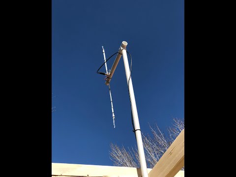 DYI 2 Meter Base Station with Dipole Antenna for Around $50.00 - YouTube