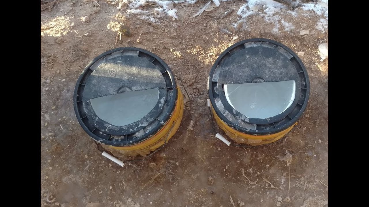 Insulated Water Buckets for Ducks - Cleaning, Filling and Comparison ...