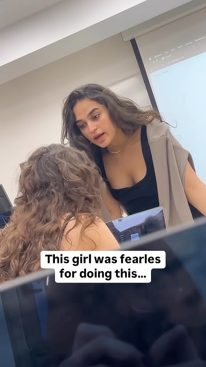 Subscribe for more coding tips⬆️Playing games in the class😱 #java #python #html #college # ...