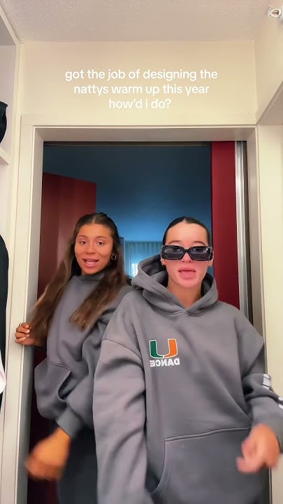 Umiami Um Uda Dance College Dancer Youtube