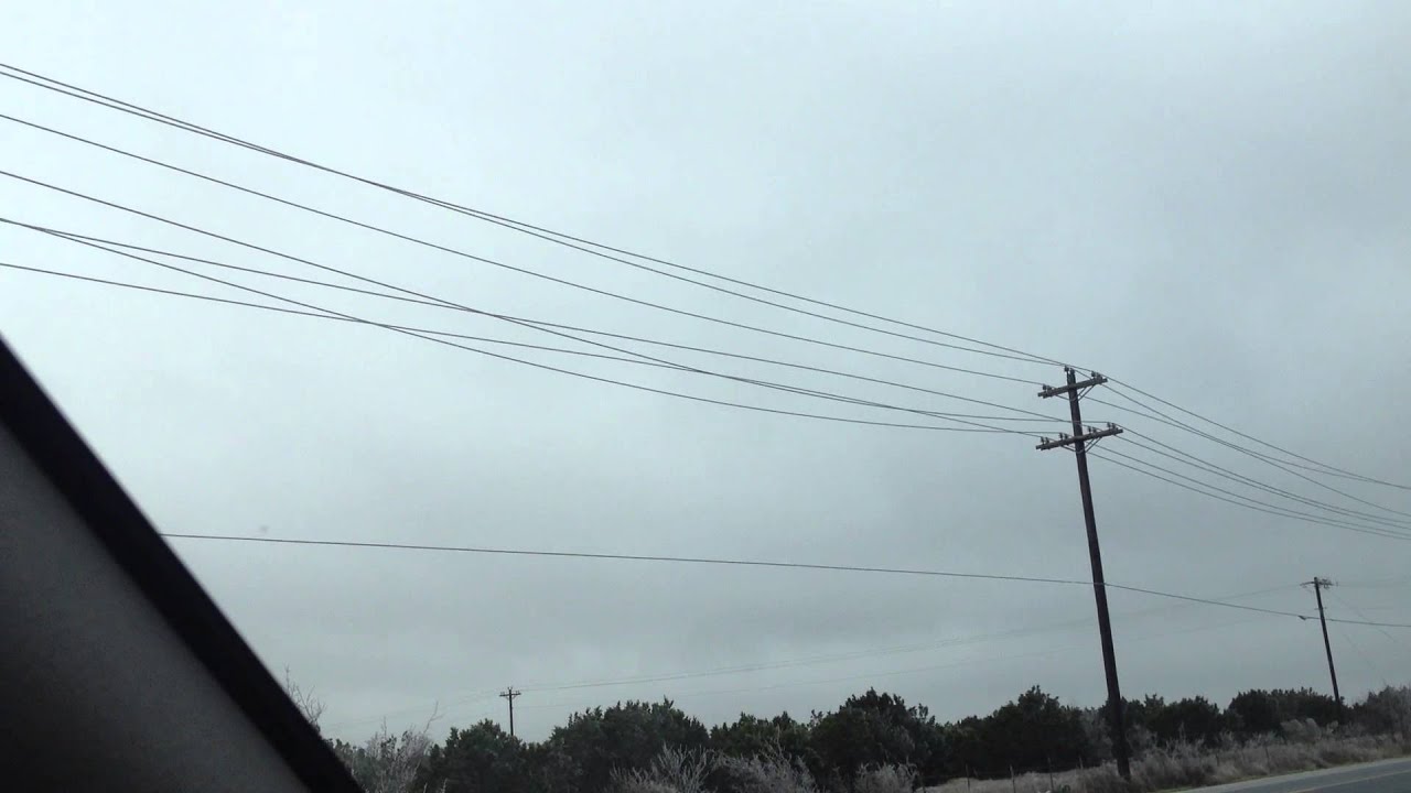 Galloping Power Lines Double Circuit 795AAC - YouTube