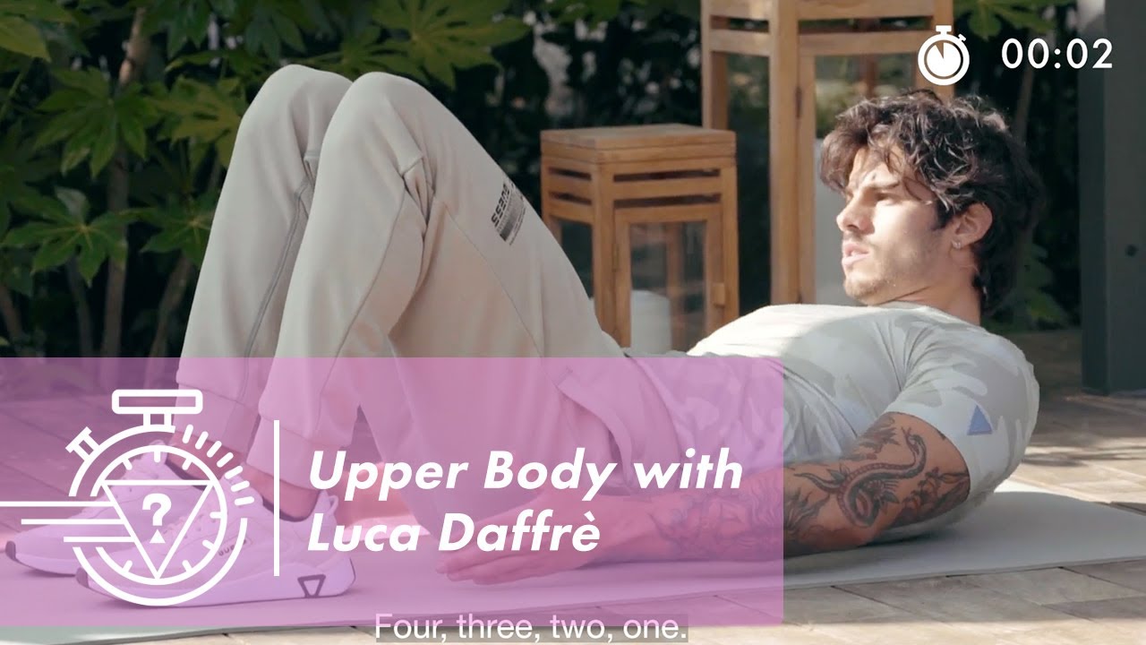 10-Min Upper Body Workout with Luca Daffrè | #GUESSActive - YouTube