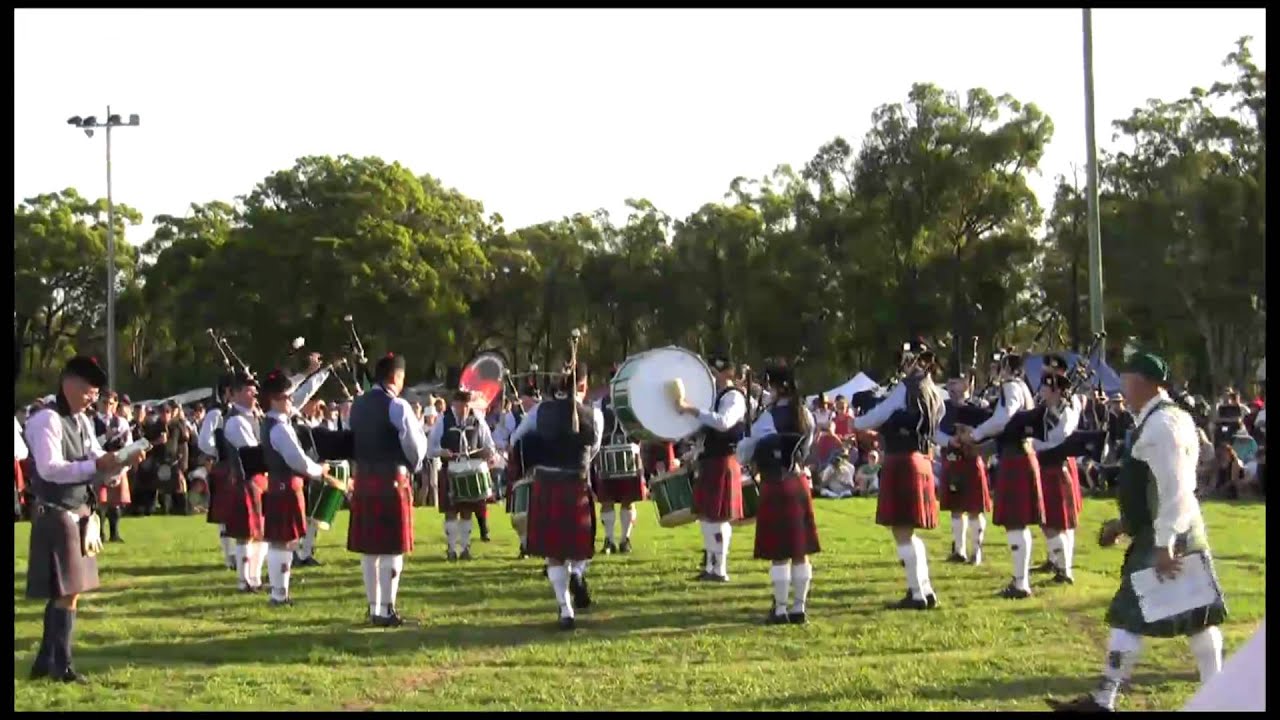 Queensland Highlanders, Medley, 2010 Australian Championship - YouTube