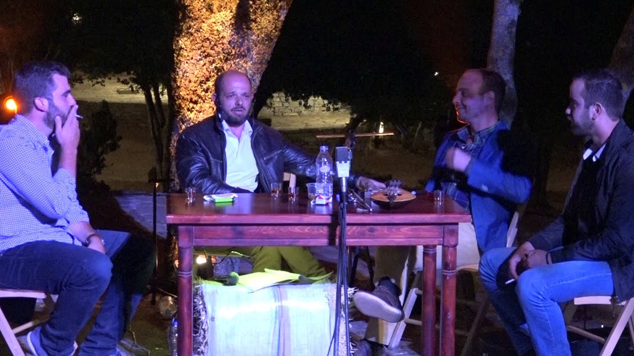 Η τέχνη του γέλιου με αγνά υλικά - ΥΑΚΙΝΘΕΙΑ 2016 - YouTube
