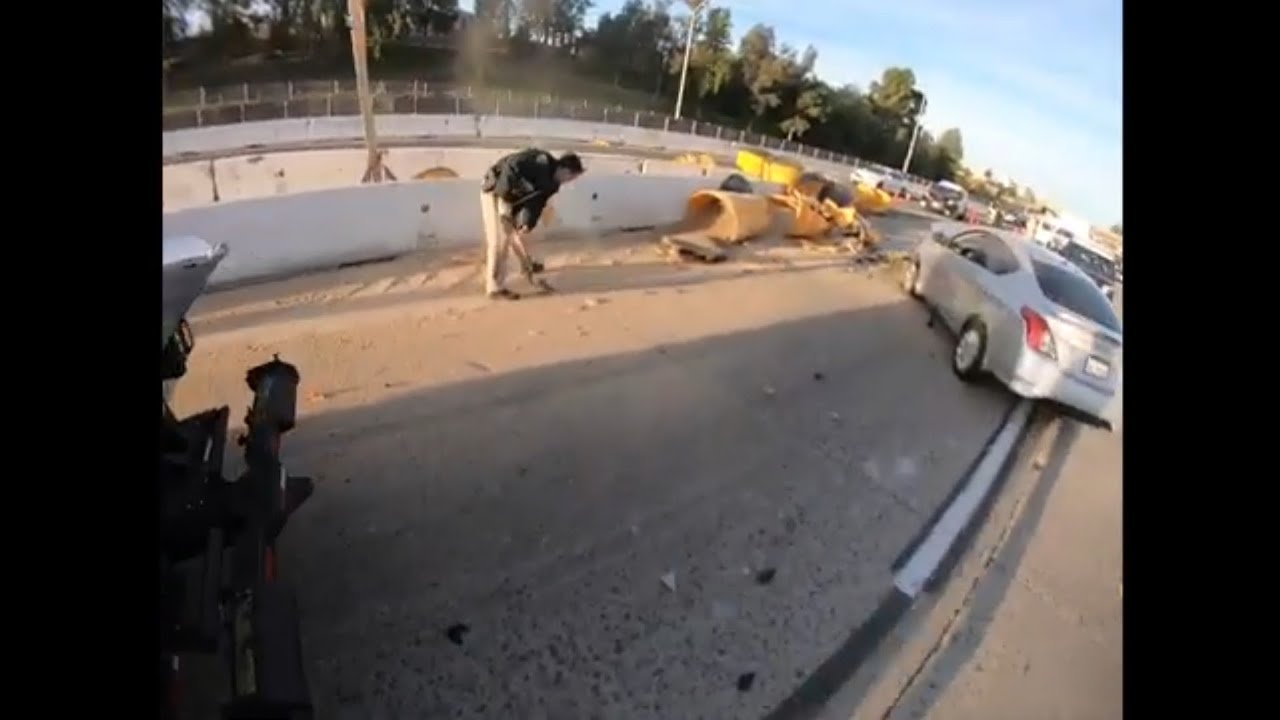 LDT #186 CRASHED INTO SAND BARRELS 122622 #LIGHTDUTYTOW - YouTube