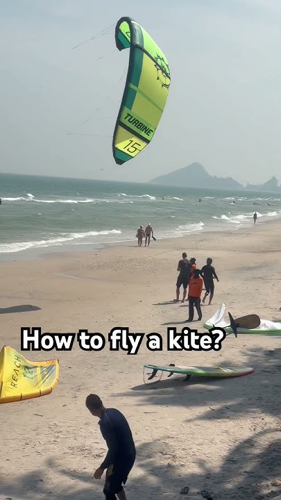 How to fly a kite #kite #kiting #sea #wind #howto - YouTube