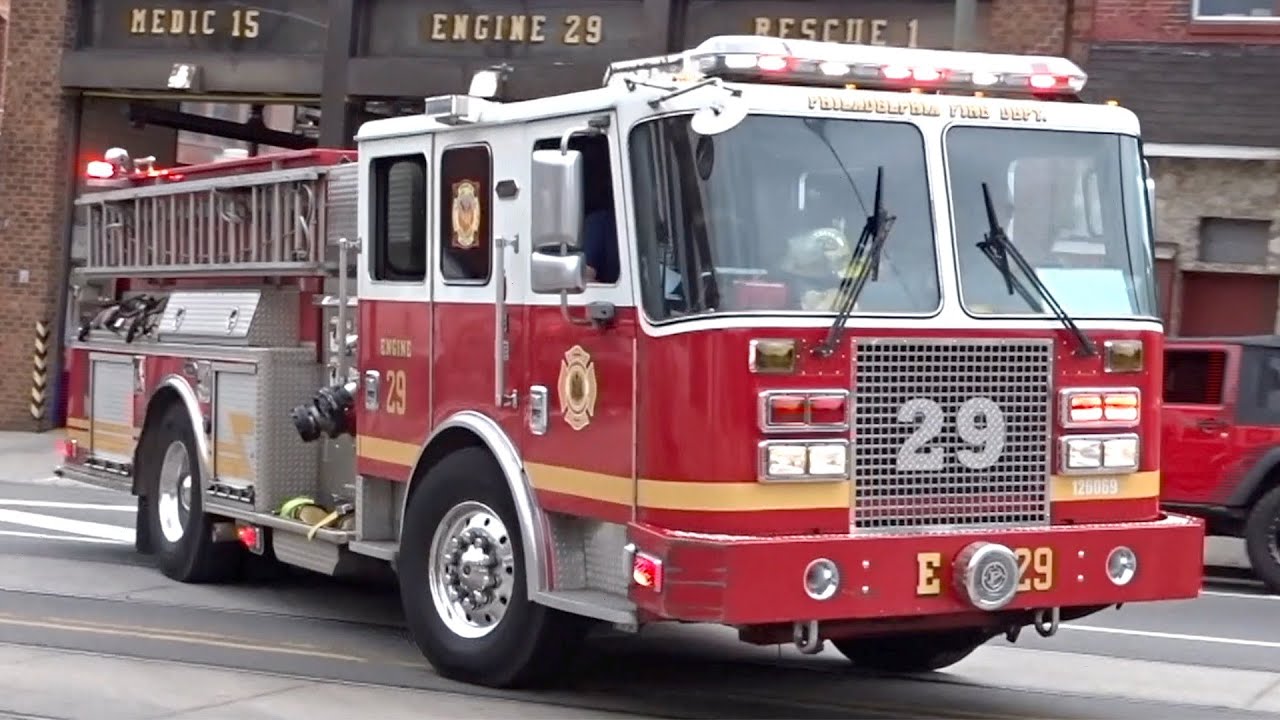 PFD Engine 29 & Medic 46 Responding - YouTube