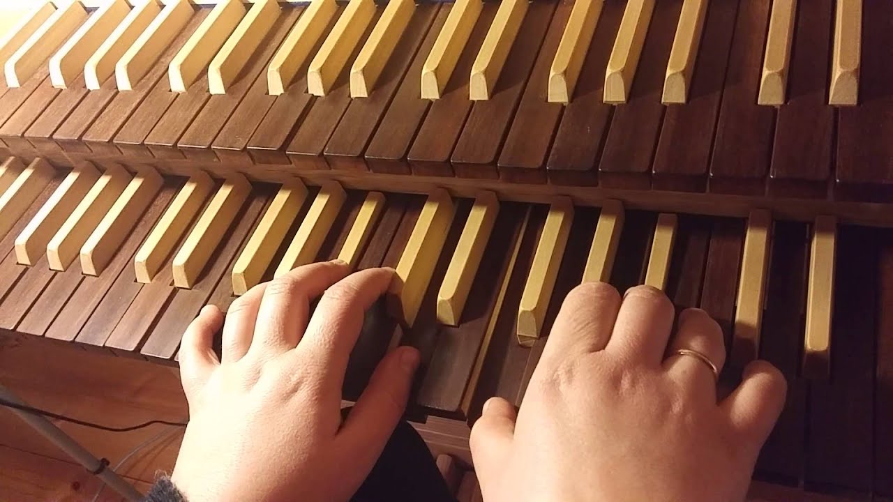 Diatonic Sequence in G Minor: iv-ii6-V-i - YouTube