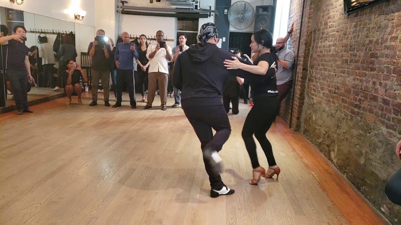 On2 Intermediate Salsa Turn Pattern - YouTube
