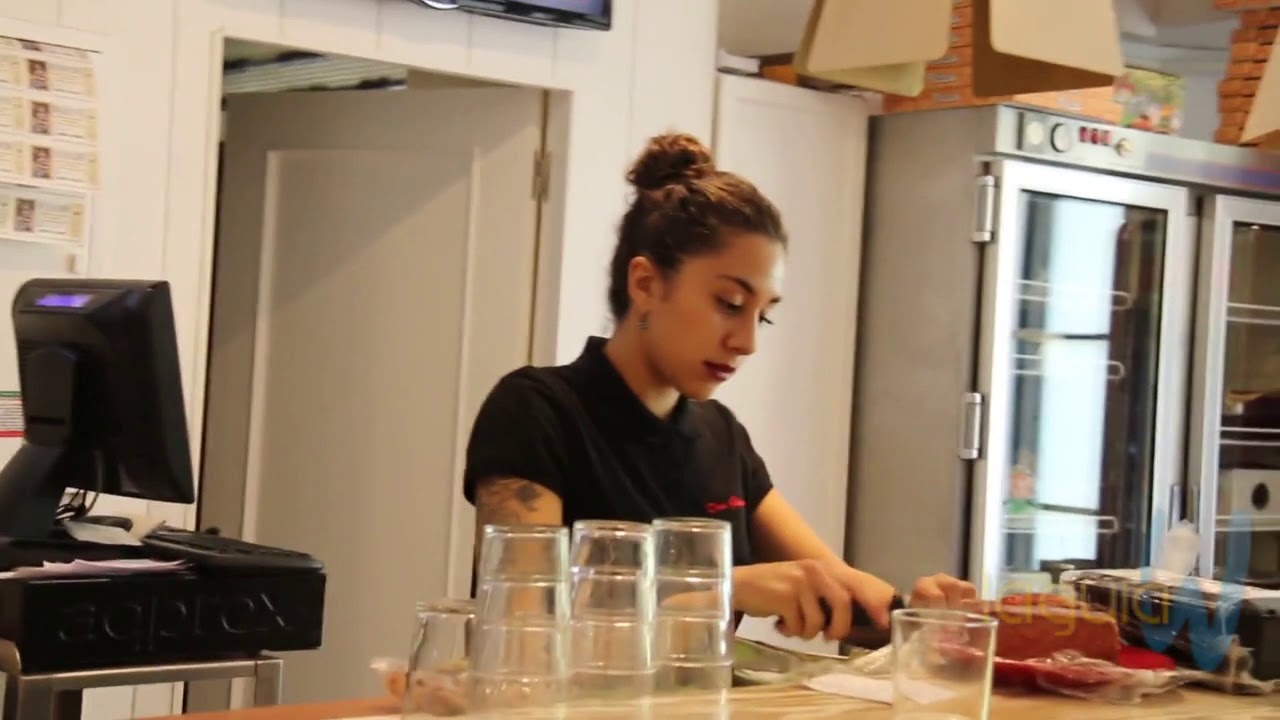 Pizzería Don Giovanni en Ruta Tapa Molina 2019 - YouTube