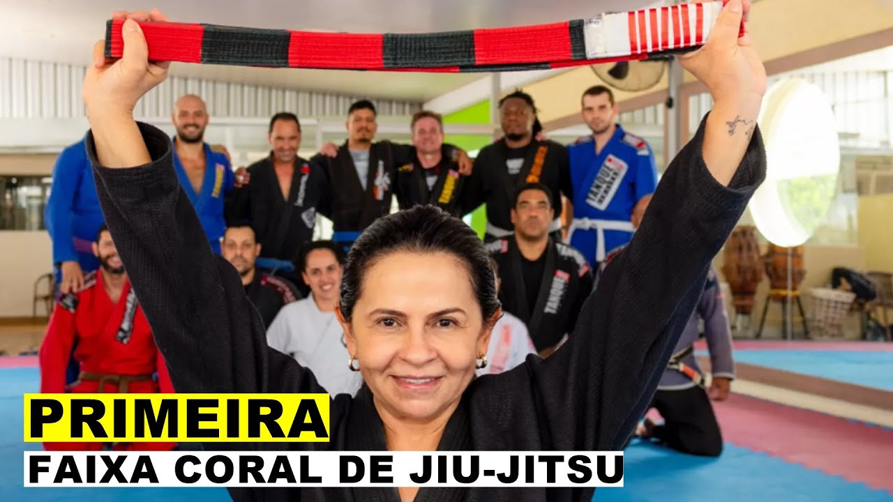 YVONE DUARTE RECEBE A FAIXA CORAL DE JIU-JITSU - YouTube
