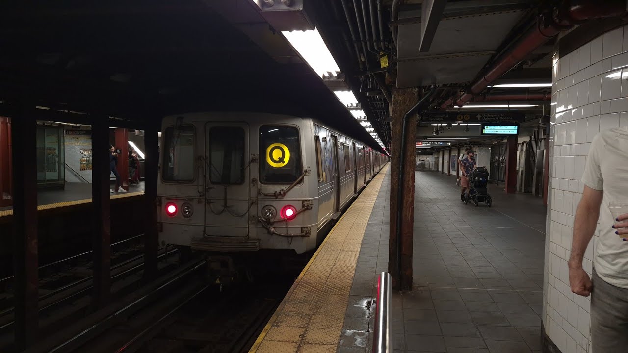 Q Trains Running via the (R)/(W) line in Lower Manhattan [08/03/2025 ...