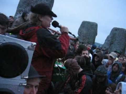stonehenge solstice 2012 Wally Hope Remembered - YouTube