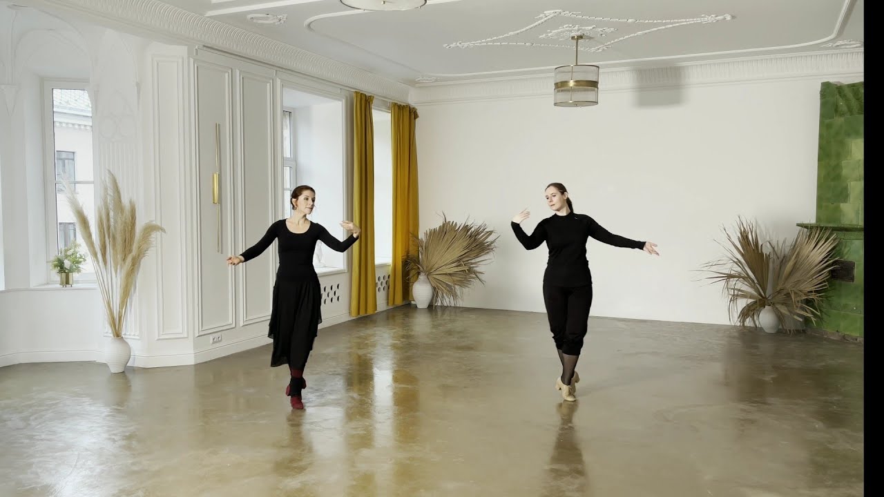 Baroque Dance as Art. Passacaille de Persée - YouTube
