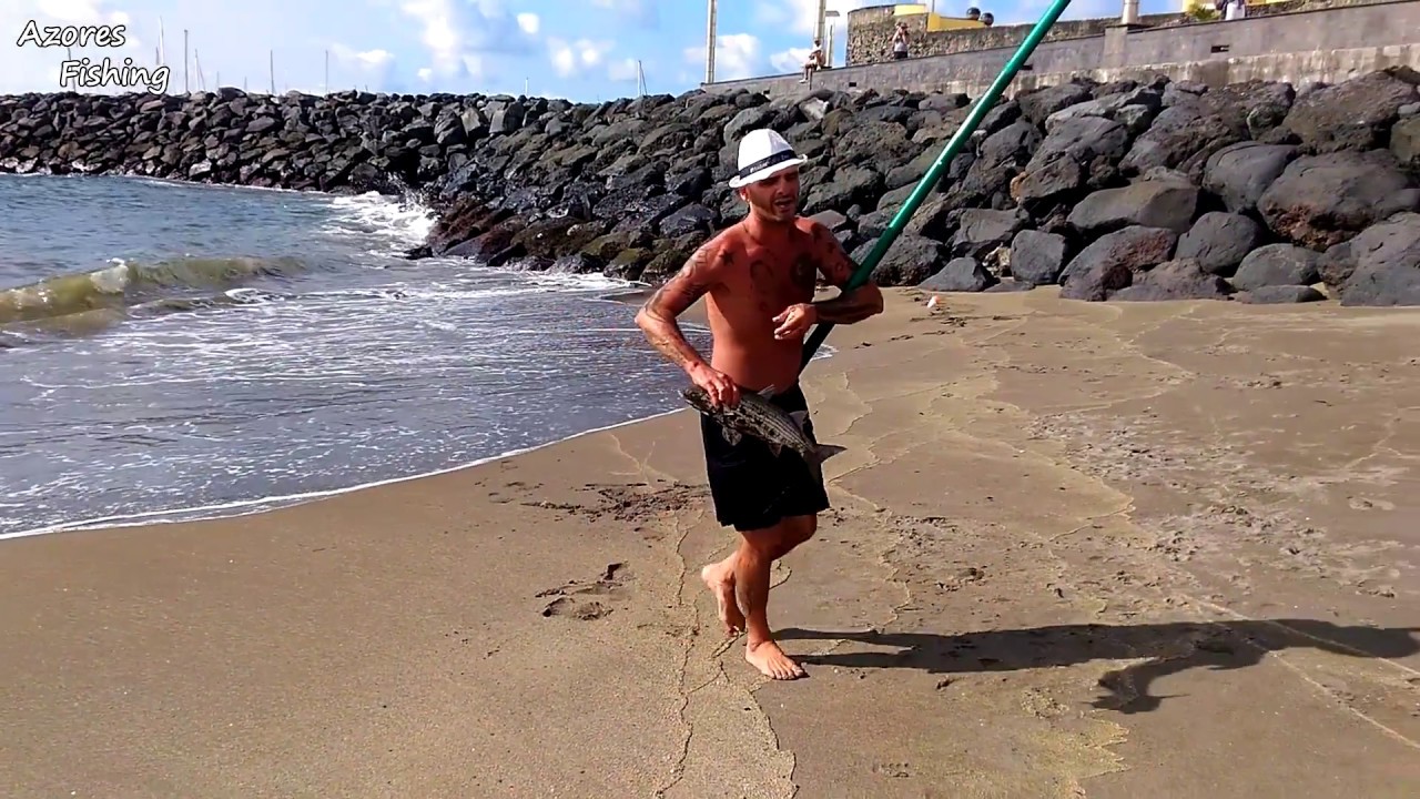 Hard work at the beach Joe - YouTube