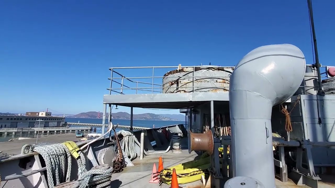 SS Jeremiah O'Brien WWII Liberty Ship Rear Deck - YouTube