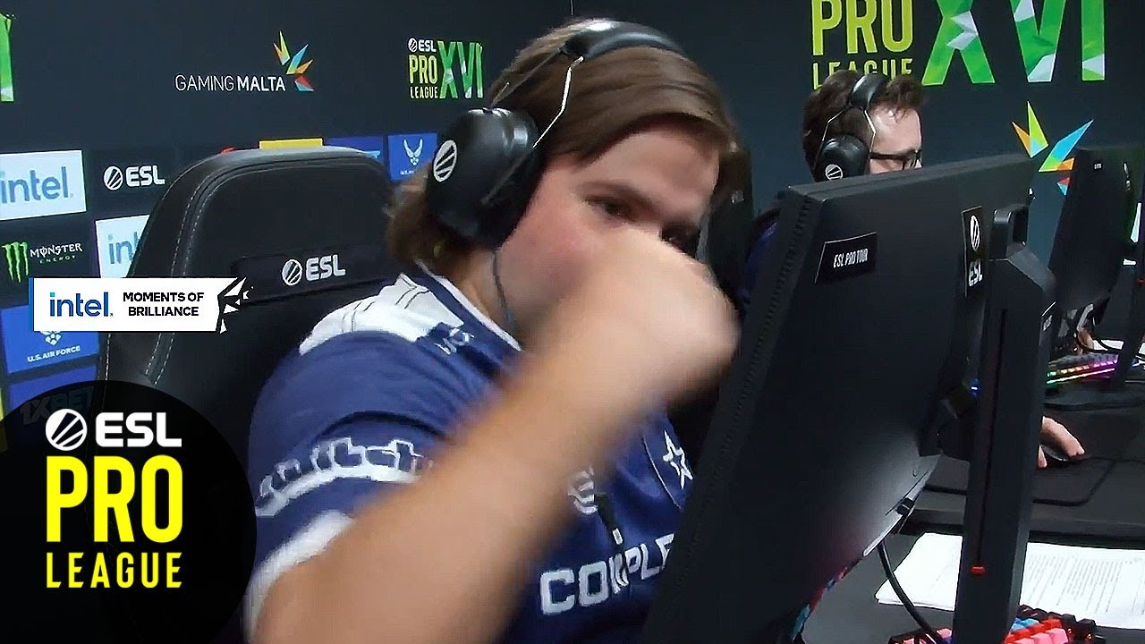 hallzerk rage - YouTube