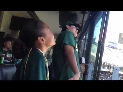 Oakland athletics fan can Bernie lean - YouTube