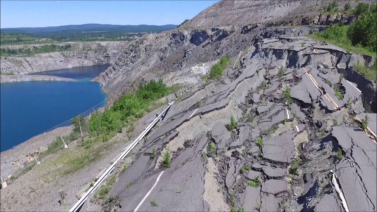 Mine blake lake - YouTube