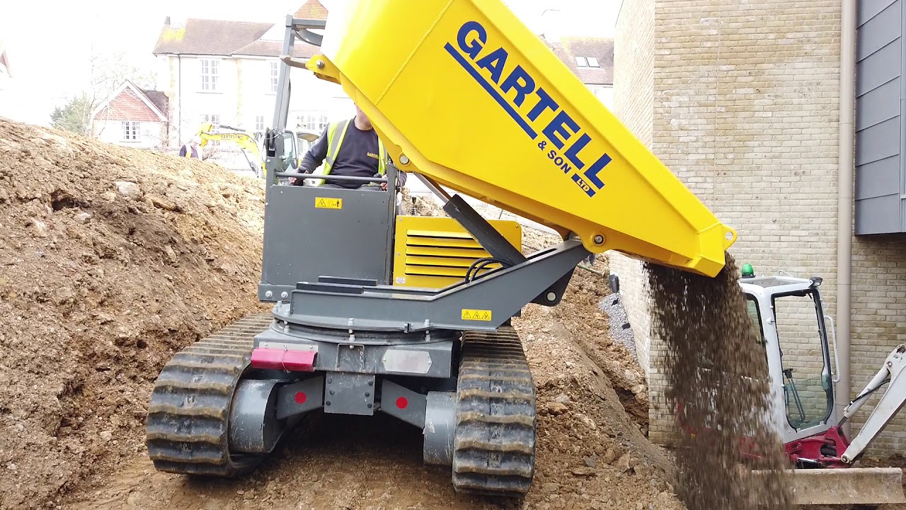 Wacker Neuson DT25 tracked dumper with swivel skip Gartell & Sons - YouTube
