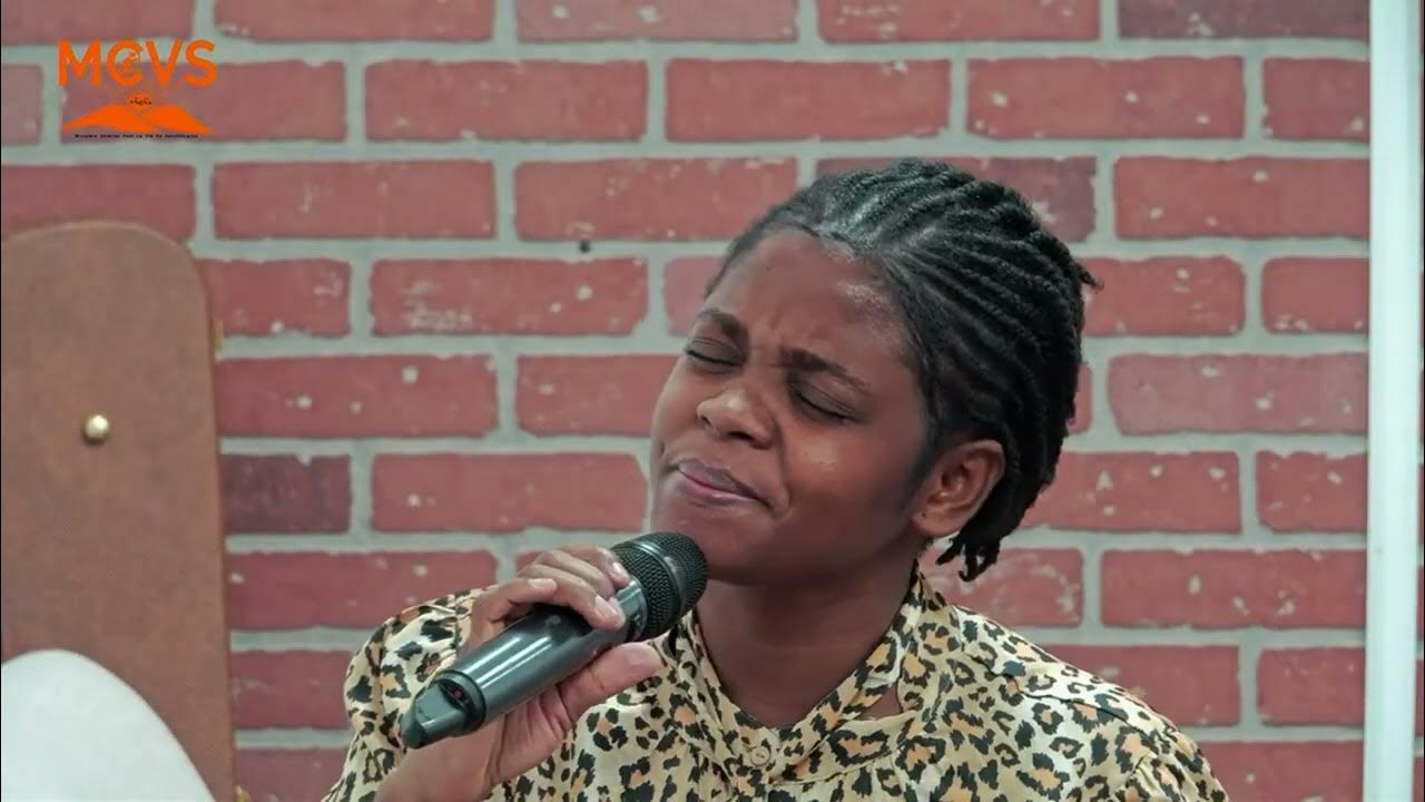 MIX ADORATION - Sœur Jael - Alléluia - YouTube