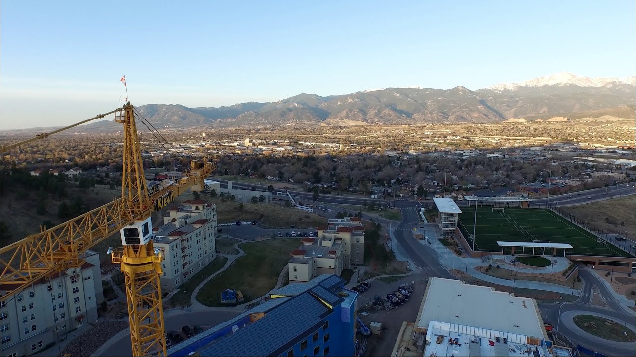 GHz Media: Kiewit Crane 4K - YouTube